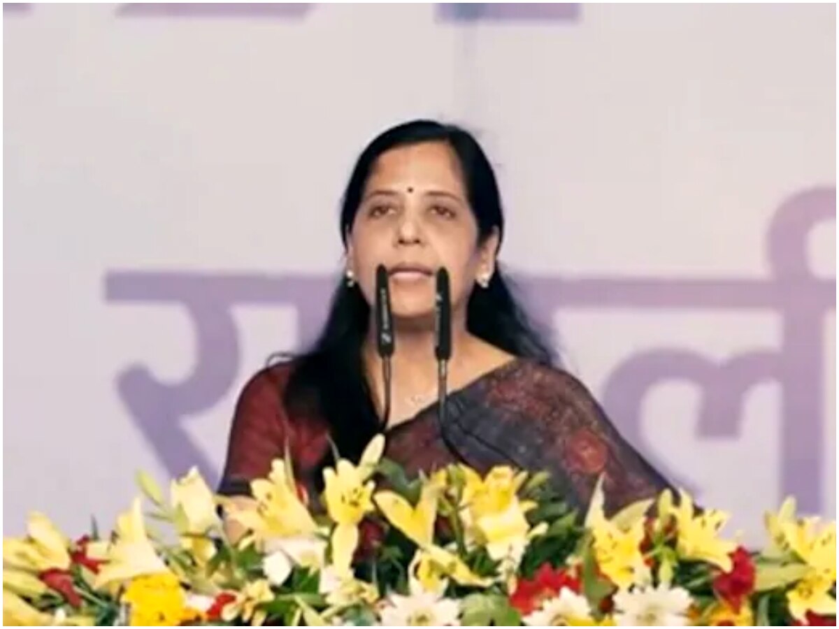Sunita Kejriwal Slams BJP, Says