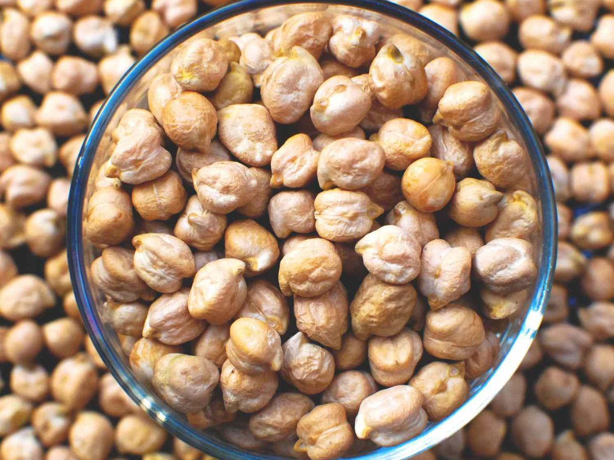 National Chickpea Day 2024: काबुली चने खाने से इन समस्याओं से मिल सकता ...