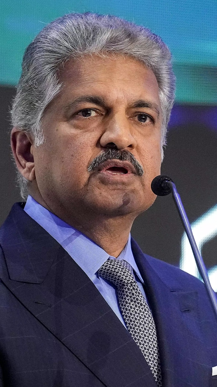 10 Motivational Quotes Of Anand Mahindra Which Will Inspire From Within
