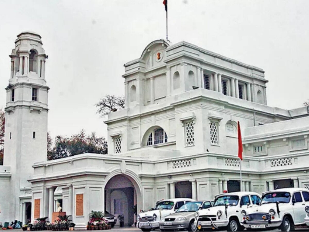 MHA Suspends Delhi Assembly Secretary Over ‘Irregularities' In Flyover ...