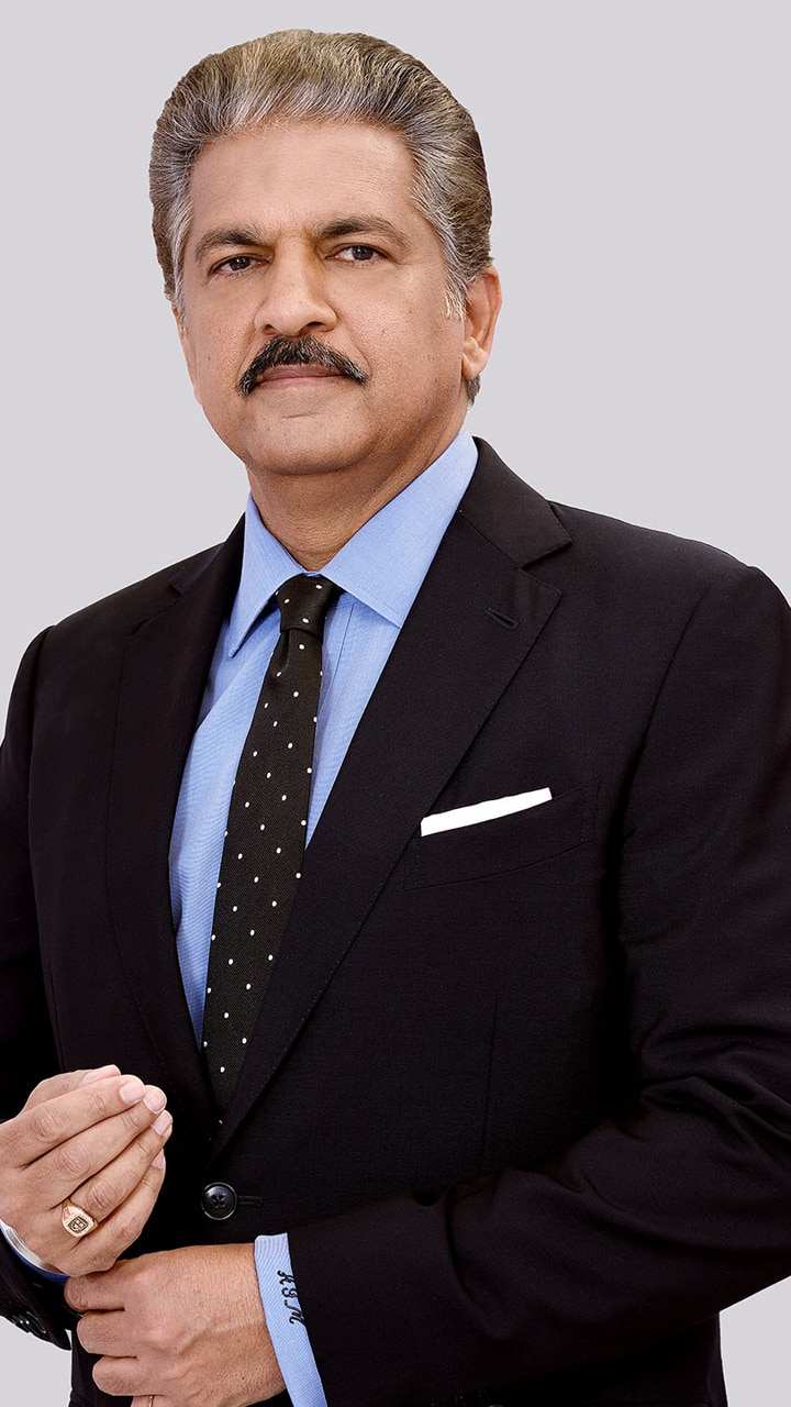 Anand Mahindra & Family Educational Qualifications