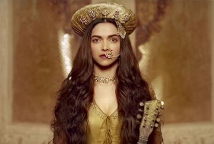 Deepika Padukone’s Iconic Performance on ‘Deewani Mastani’ Makes it to ...