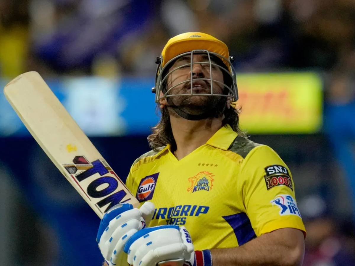 MS Dhonis TIPS on How to Become a Successful Leader