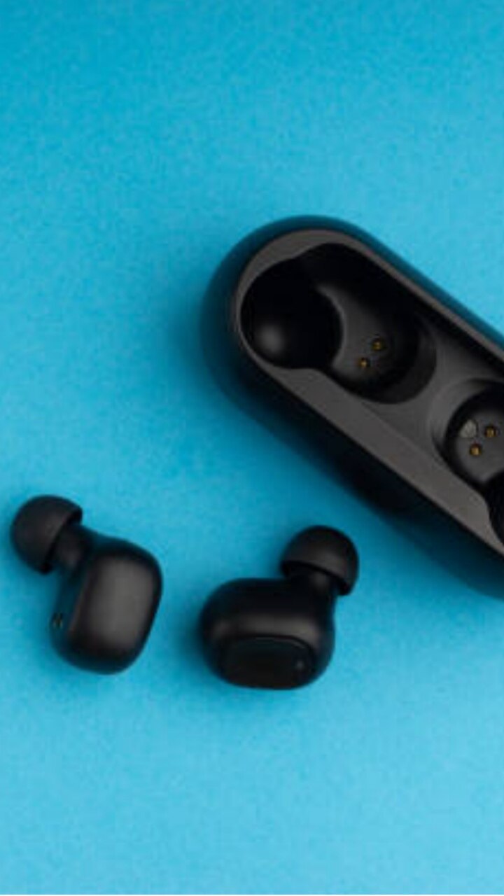 10 Best TWS Earbuds Under Rs 1,000 In India