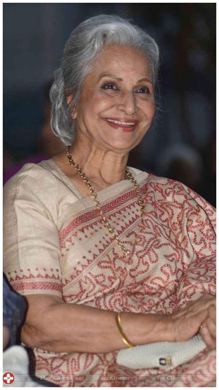 Waheeda Rehman's 11 Timeless Sarees That Speak Elegance