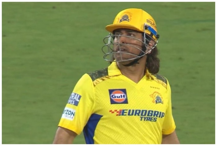 MS Dhoni Angry At Royal Challengers Bengaluru Players? Ex-CSK Captain ...