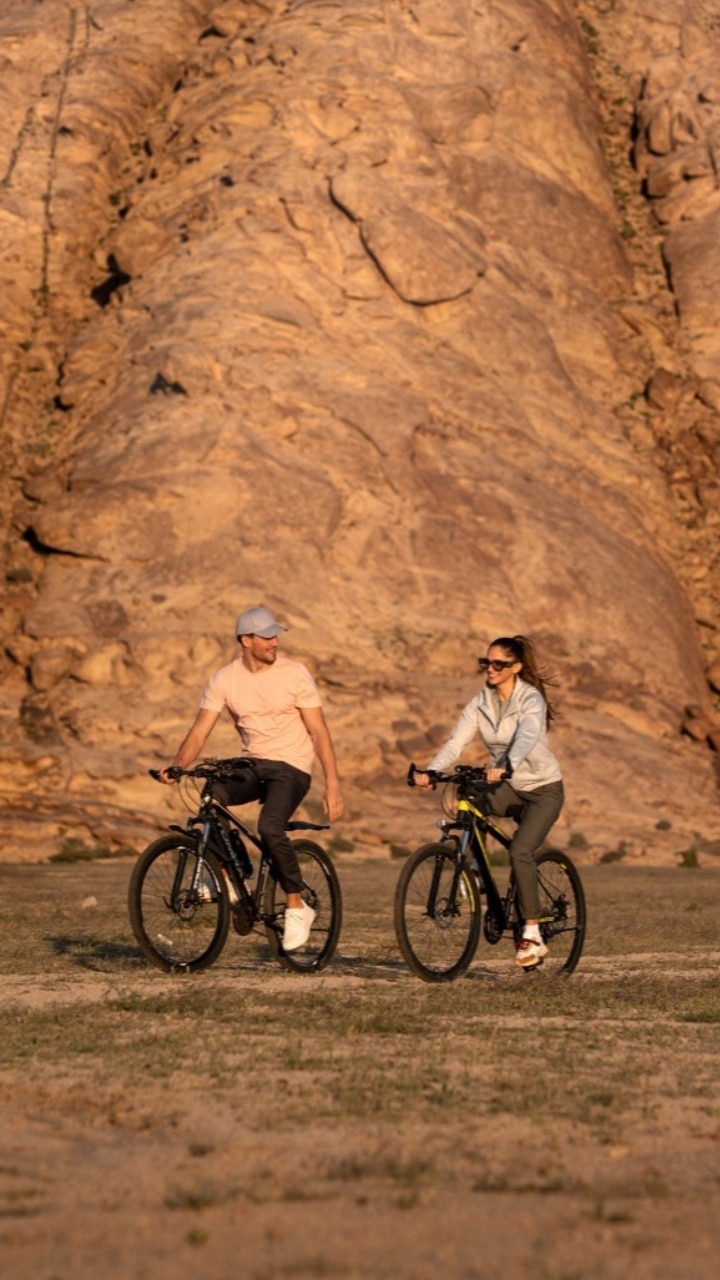 6 Ultimate Saudi Arabia Bucket List Adventures to Tick Off in 2024