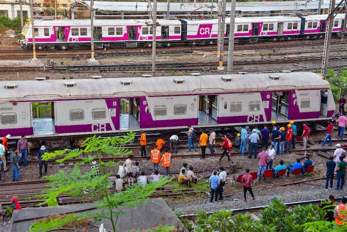 Mumbai Local Update: CRs 63-Hour Long CSMT-Thane Mega Block To Affect ...