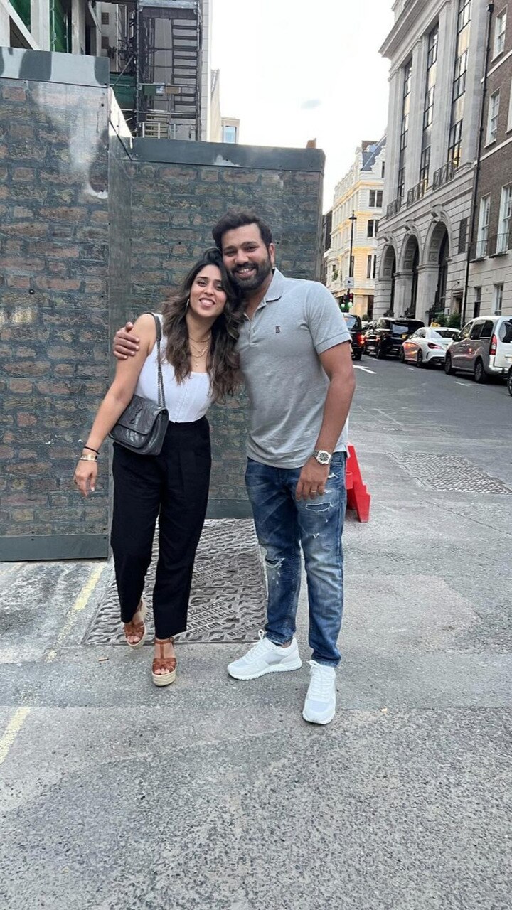Classy Photos of Indian T20 World Cup Captain Rohit Sharma with Ritika ...