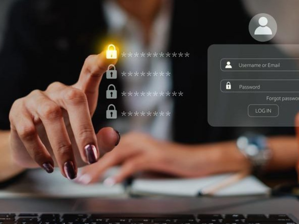 क्या होता है Password Manager, जिसमें रहता है आपका Password सिक्योर
