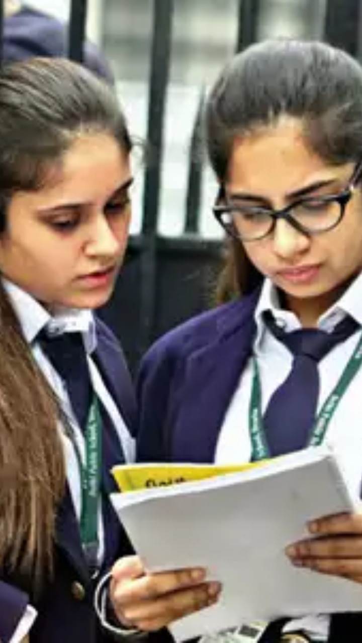 8 Short Term Courses One Can Pursue After 12 For Humanities Student