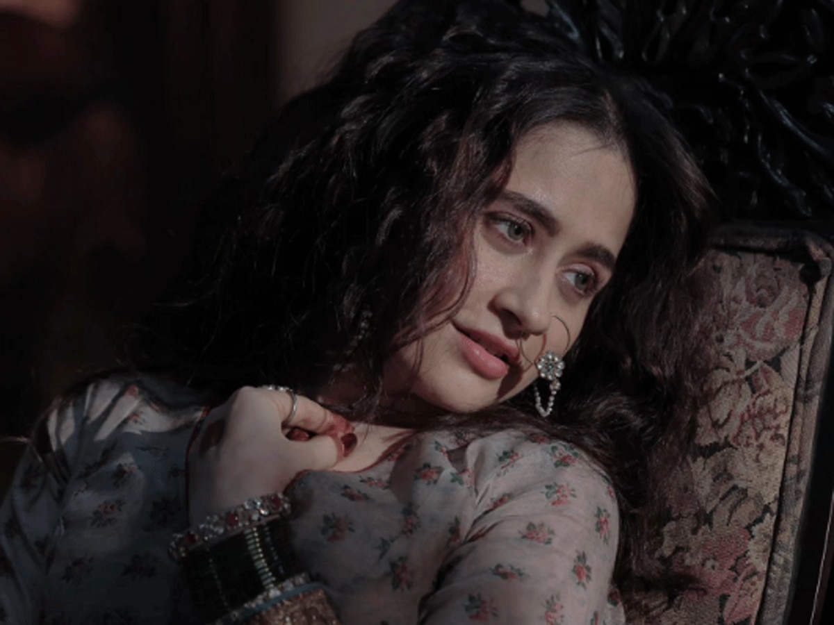 खूबसूरती से सराबोर हैं संजीदा शेख़ की ये 8 तस्वीरें, गिरती जुल्फें हैं ...