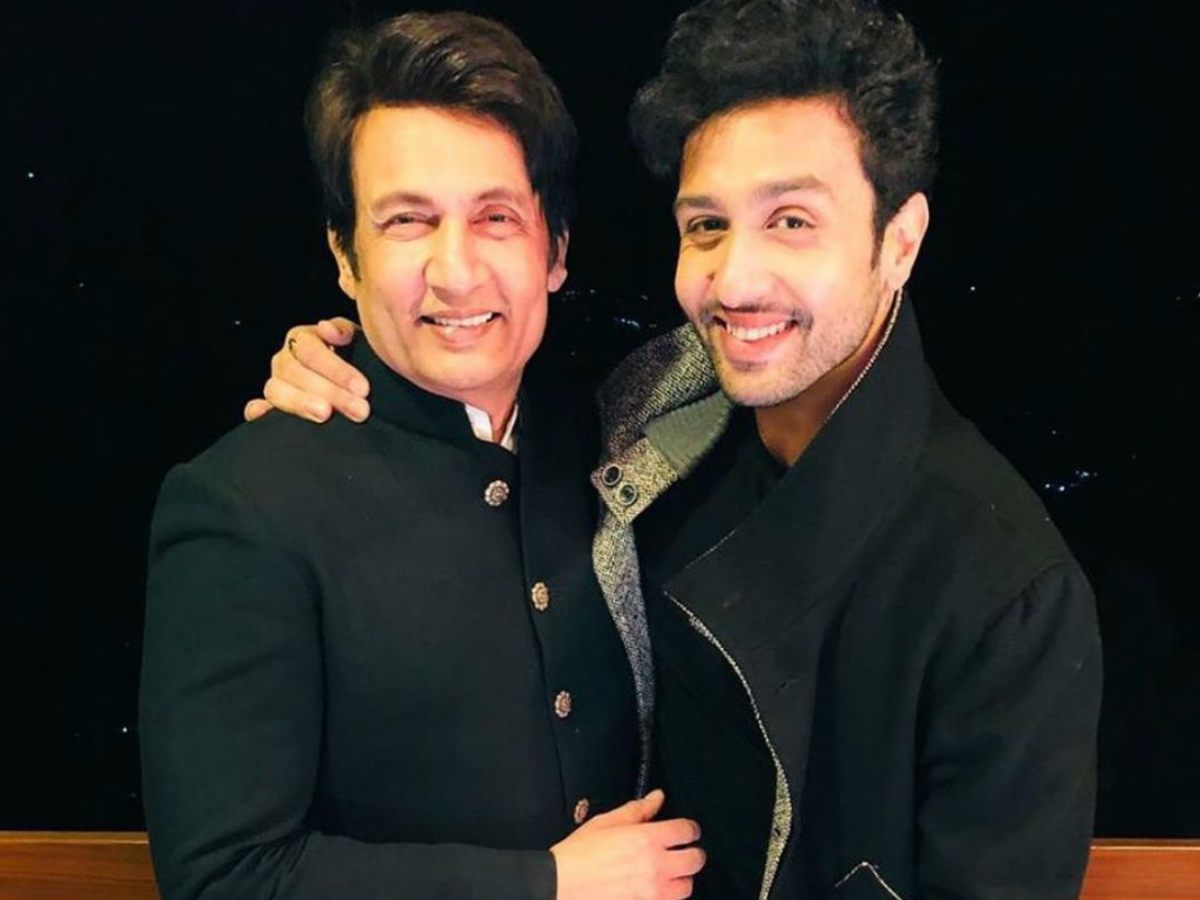 जब रातभर बेटे के पार्थिव शरीर को पकड़ रोते रहे शेखर सुमन, आज भी नहीं ...