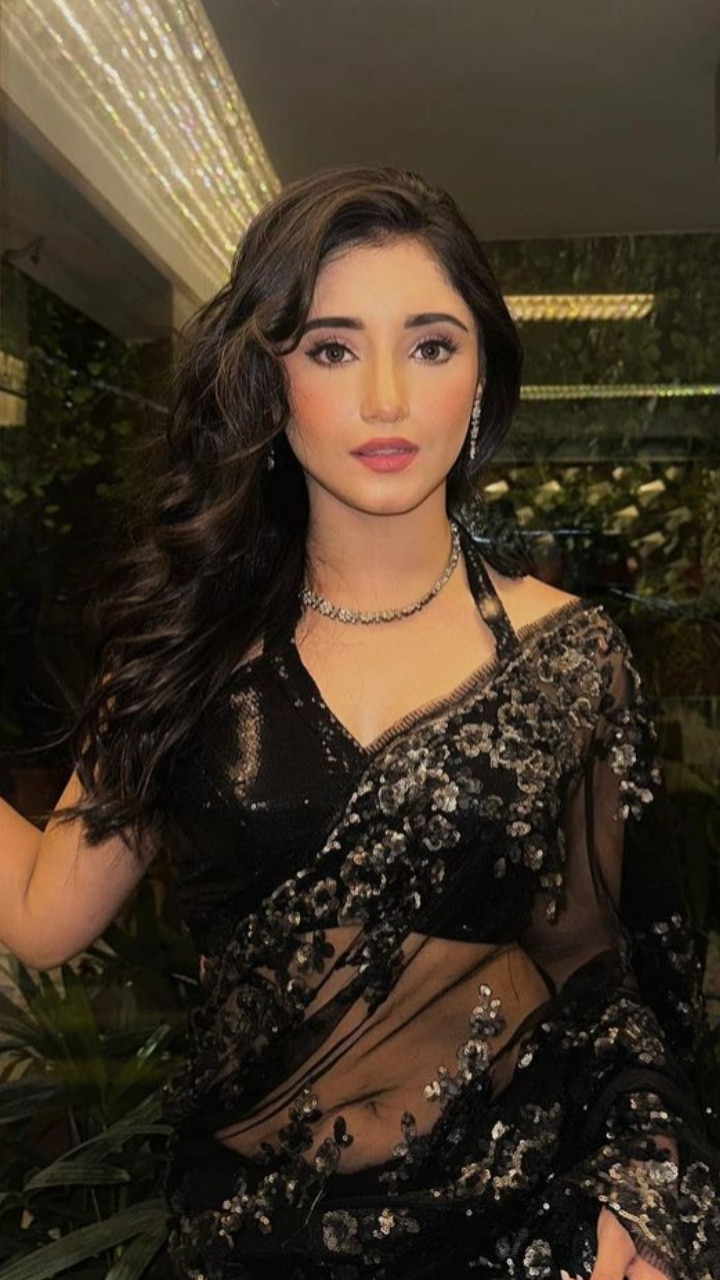 12 Trendy Saree And Blouse Designs Inspired by Rachi Sharma For Wedding Functions