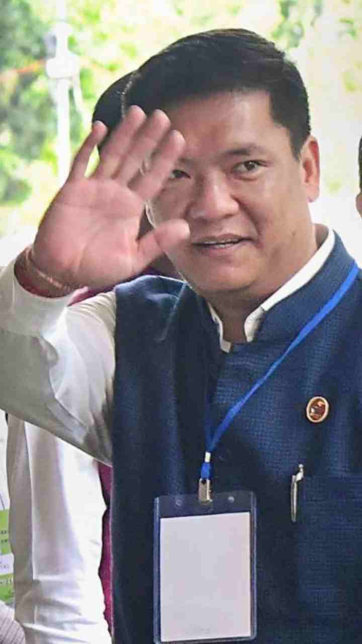 arunachal-pradesh-cm-pema-khandu-education-qualification