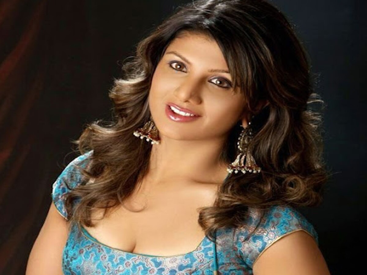 Rambha Birthday: 16 साल की उम्र में डेब्यू करने वाली एक्ट्रेस दो-दो बार बदल चुकी हैं अपना नाम ...