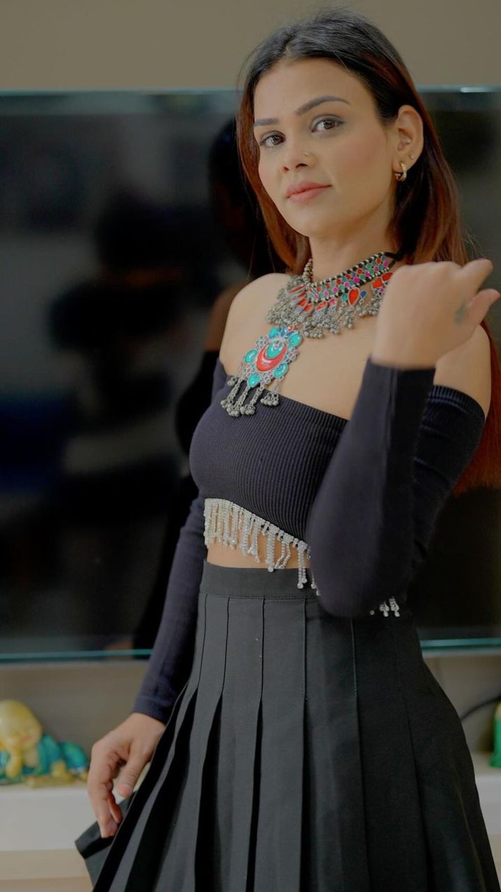 Bigg Boss OTT Fame Payal Malik-Inspired Dresses For Trendsetting Moms