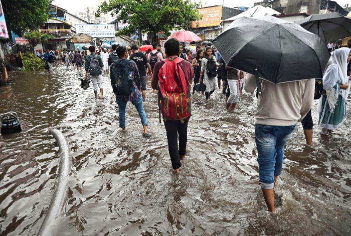 Mumbai Rain Live Updates: Yellow Alert In City From Today Till Next 3 ...