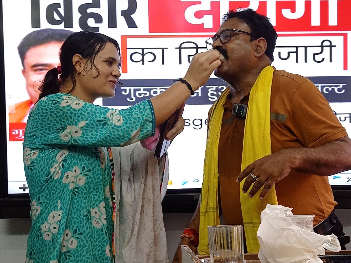 मिलिए बिहार की पहली ट्रांसवुमन दारोगा से, संघर्ष से भरपूर है मानवी मधु ...