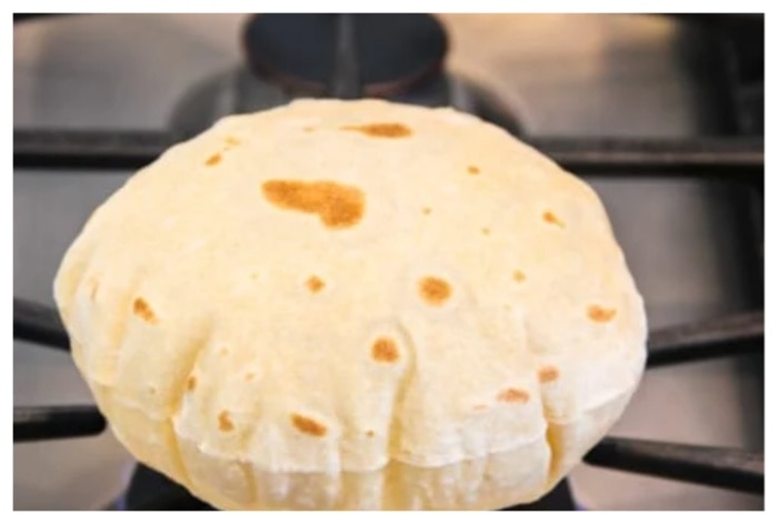 रुई जैसी सॉफ्ट और फूली हुई रोटियां बनाने के लिए अपनाएं ये 5 टिप्स