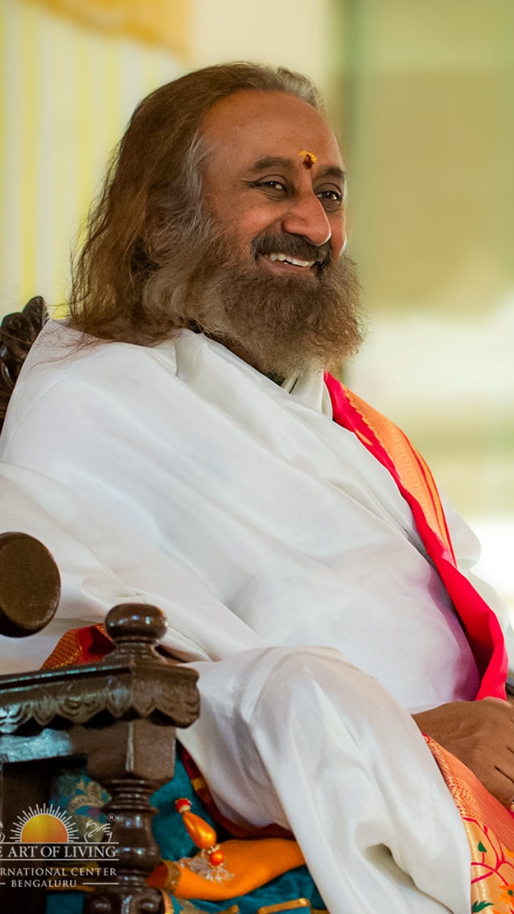 10 Quotes By Gurudev Sri Sri Ravi Shankar on Master