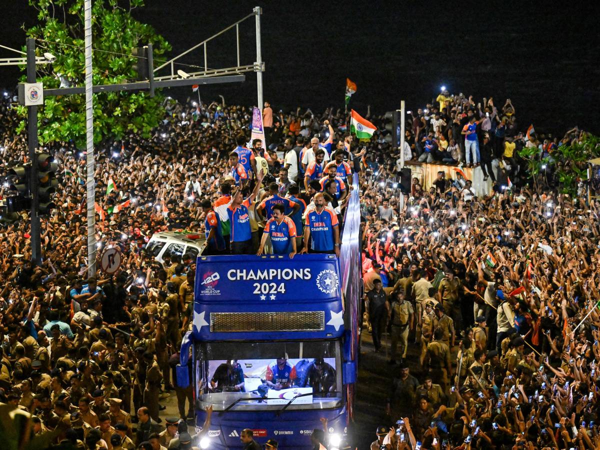 Team India Victory Parade: वर्ल्ड चैंपियन टीम इंडिया की विक्ट्री परेड ...