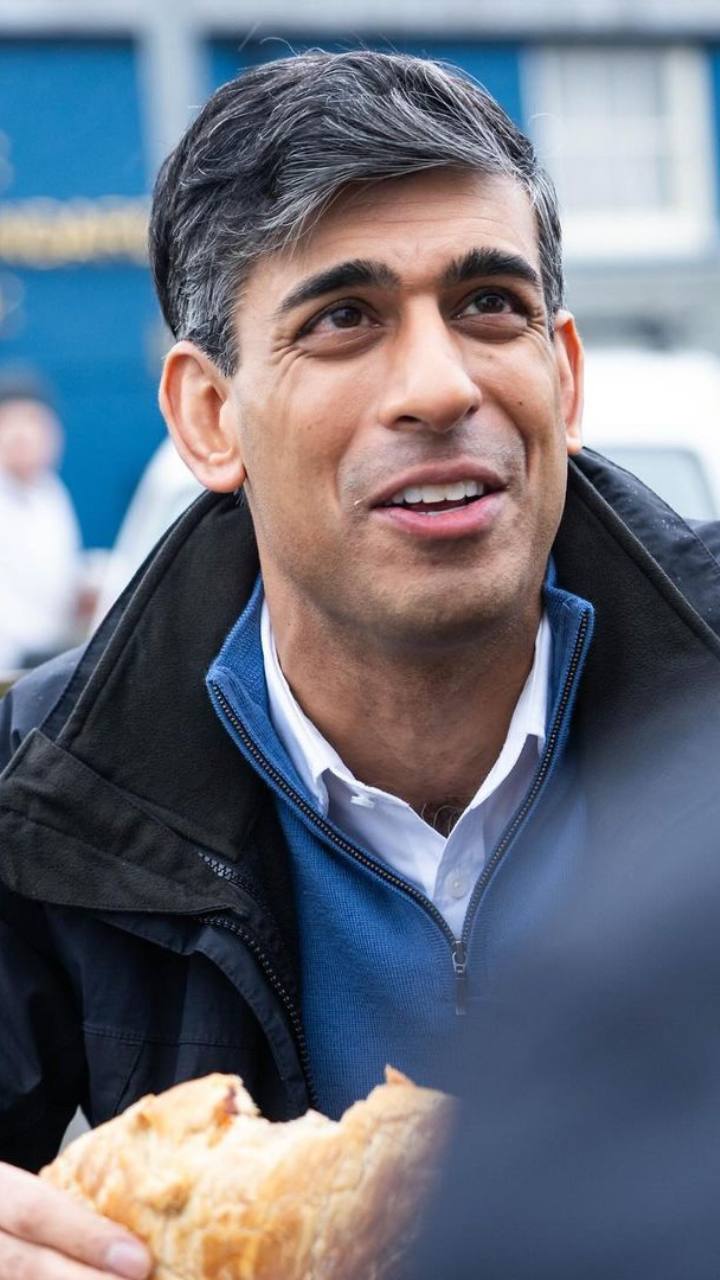 Find Out The 7 Dishes That Rishi Sunak Can't Live Without.