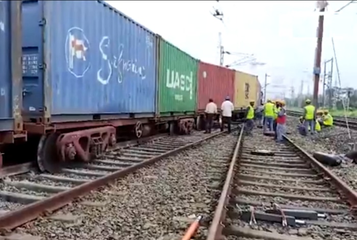Goods Train Coaches Derail In Maharashtra Palghar | Watch