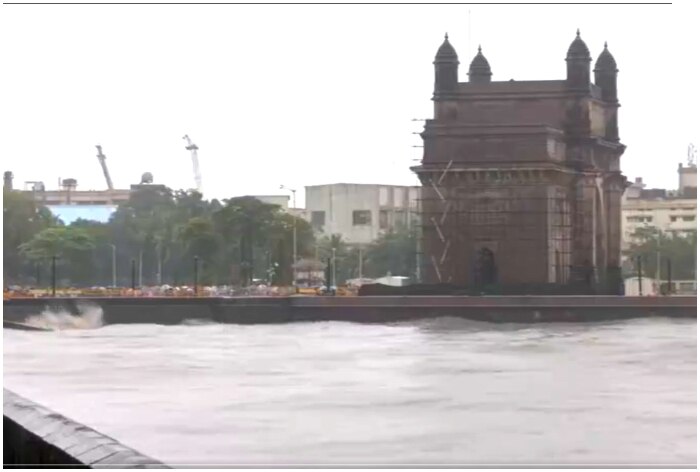 Mumbai Rain Highlights: IMD Issues High Tide Alert, Waterlogging in ...