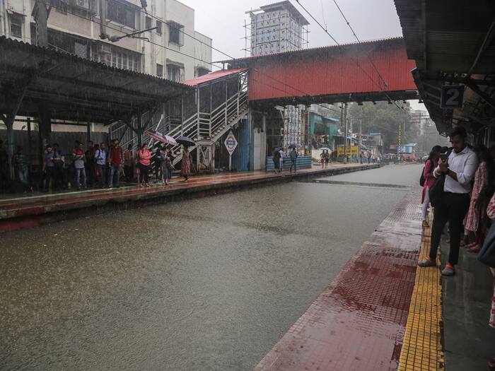Mumbai Rain Live News Updates: 'Heavy Rainfall In City' IMD; Red Alert ...