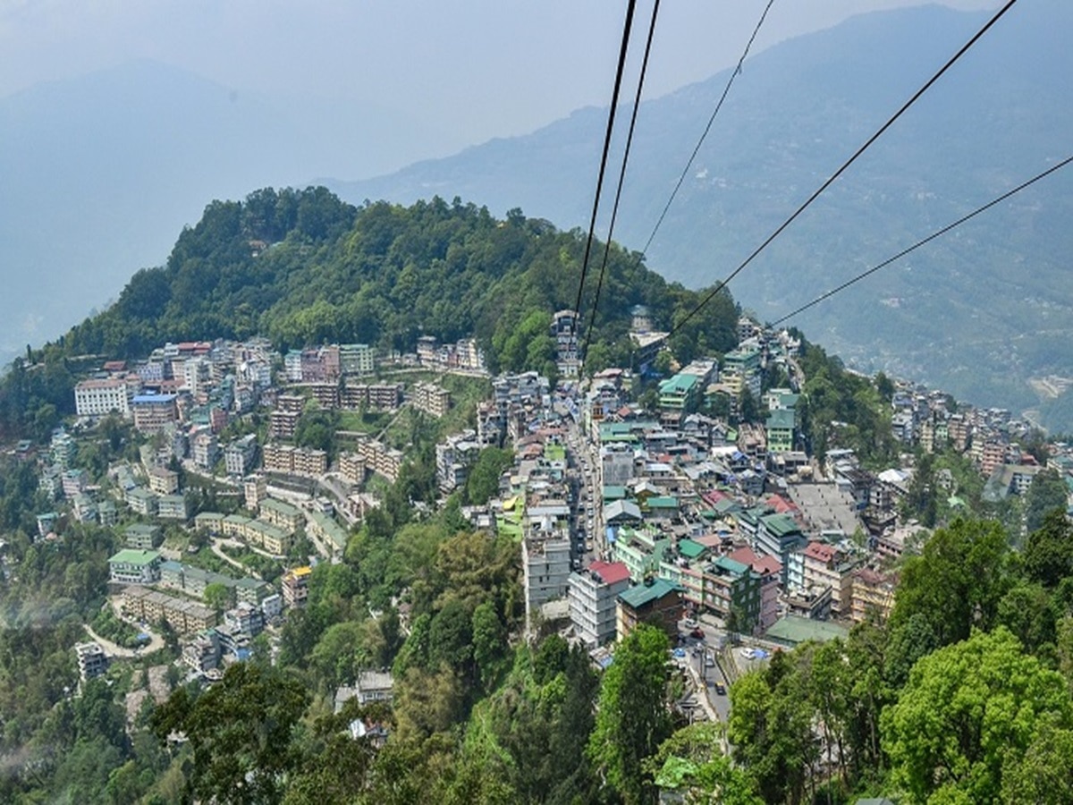 टूरिस्ट ध्यान दें! सिक्किम घूमने जा रहे हैं तो कूड़ा फेंकने वाली थैली ...
