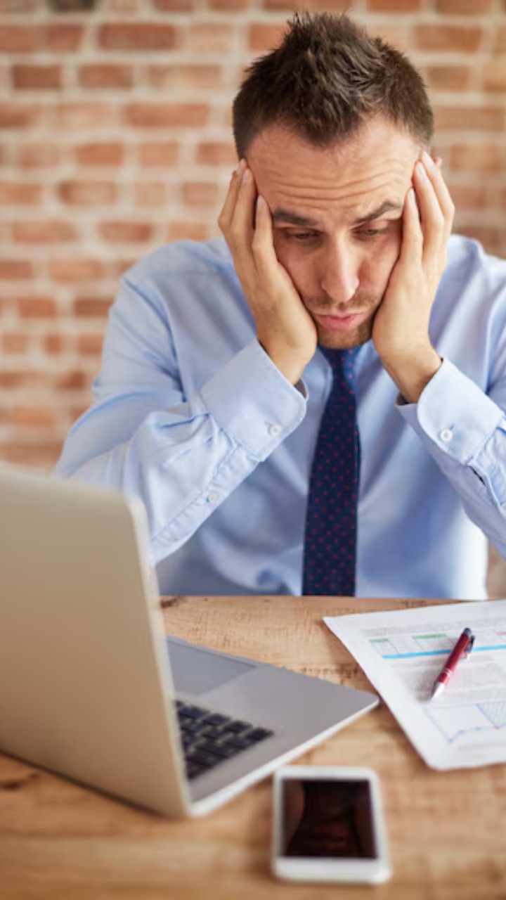 7 Mental Health Tips to Lower Stress in Office