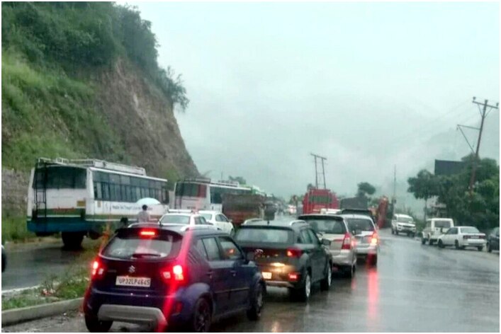 Chandigarh-Manali Highway Mandi-Pandoh Stretch Partially Open After Landslide