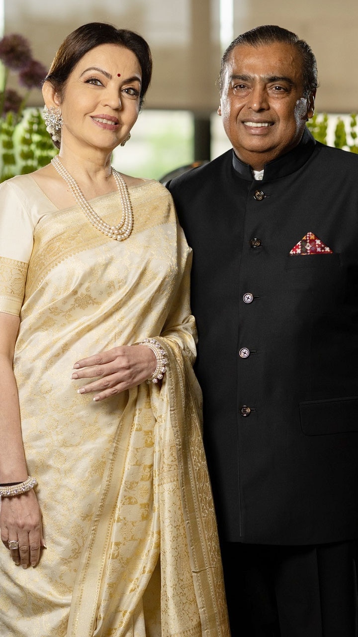 Top 10 Richest Families In India