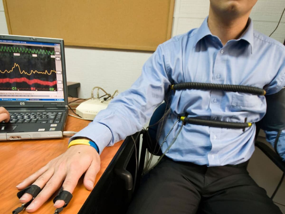 पॉलीग्राफ टेस्ट और नार्को टेस्ट में क्या होता है अंतर? अपराधियों से सच ...