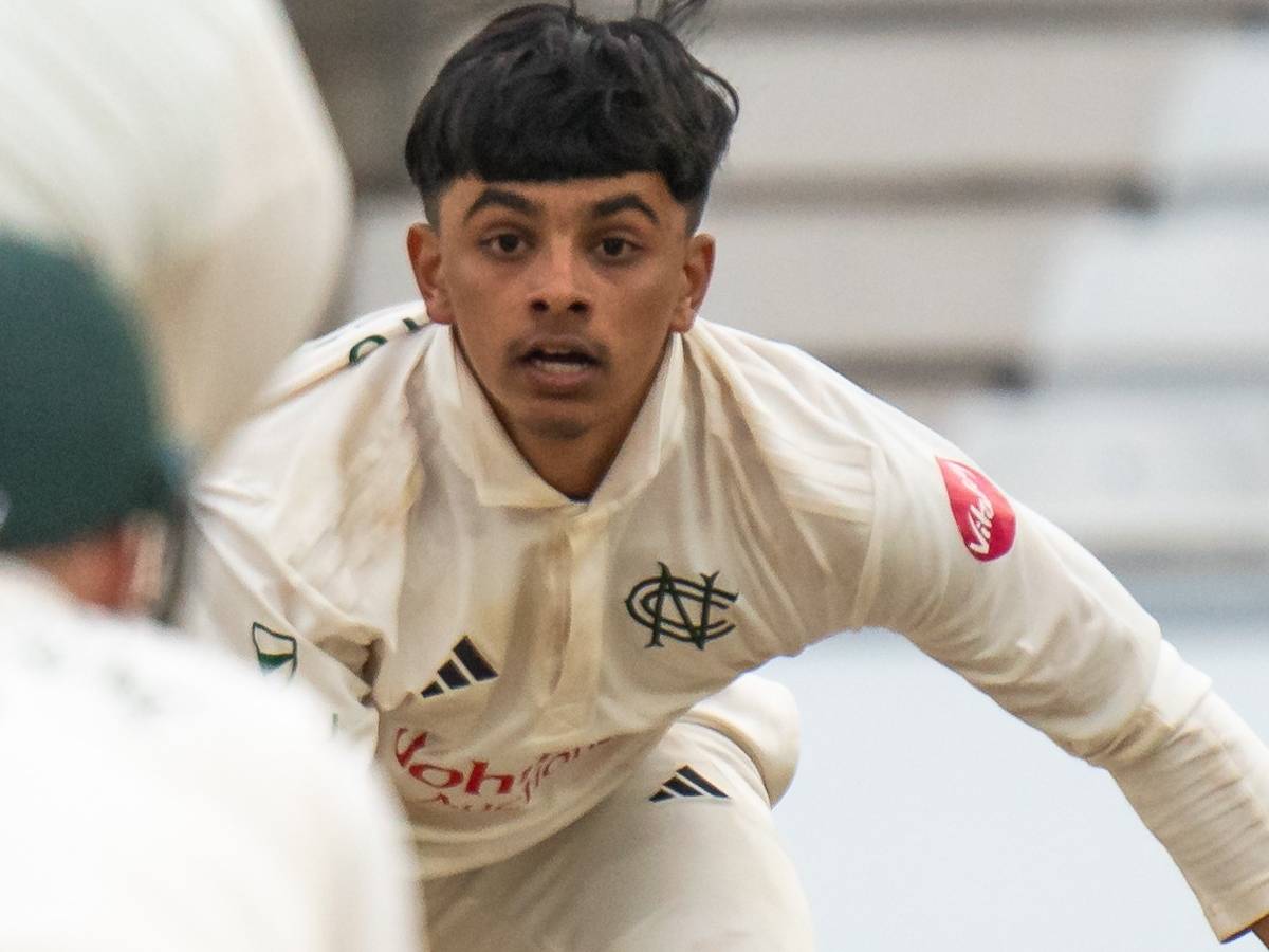 Off Spinner Farhan Ahmed Broke 159 Year Old Record In First Class ...