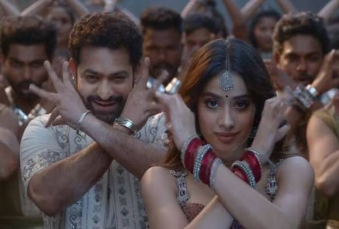 Devara Part 1: Janhvi Kapoor's New Hook Step with Jr NTR in 'Daavudi ...
