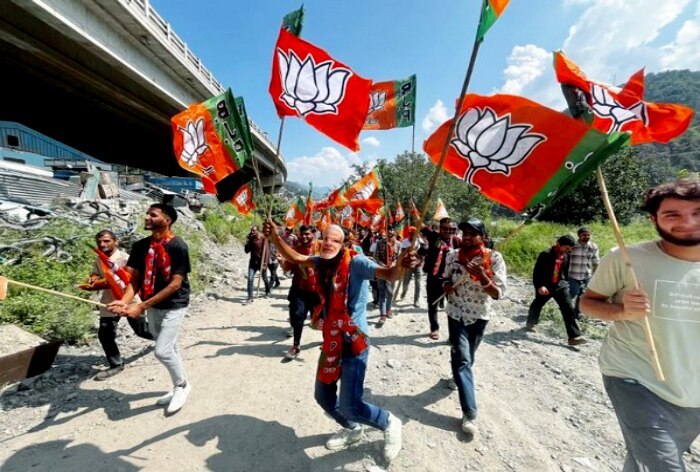 BJP To Launch 'Har Ghar Bhajapa' Campaign in J&K Today; Check Detailed ...