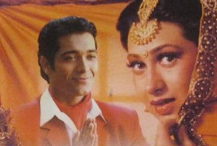 Meet Bollywood biggest flop actor, son of a superstar, worked with ...