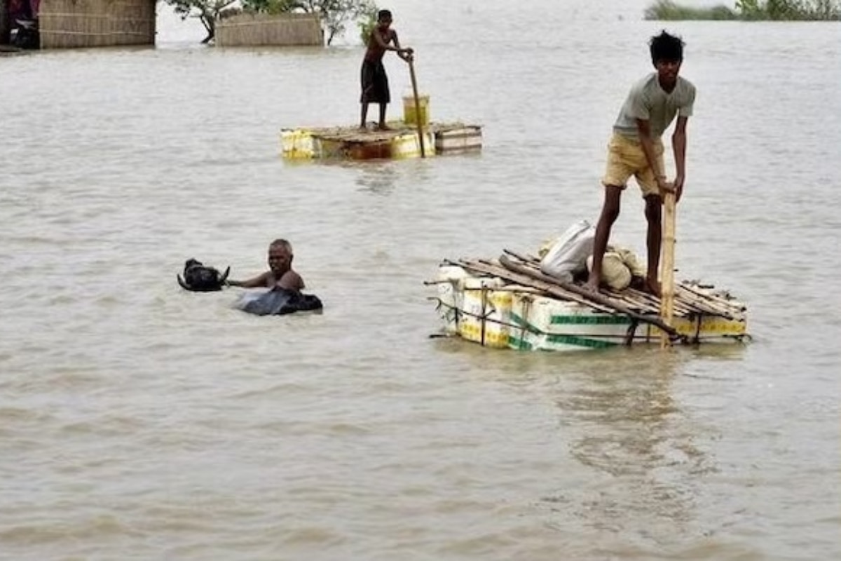 Heavy rain, flash floods forecasted for these Bihar districts by IMD ...
