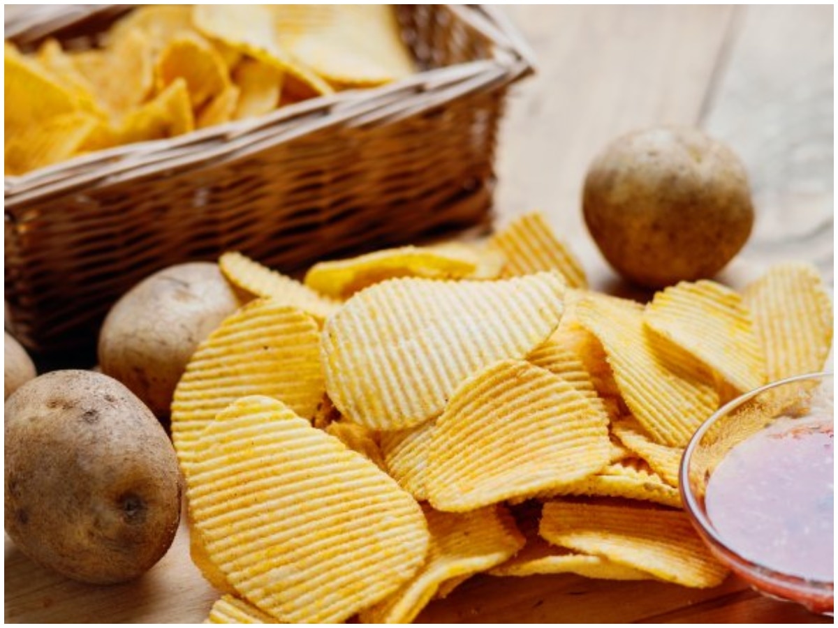Chips पर क्यों बनी होती है लाइन वाली डिजाइन? जानिए क्या है इसके पीछे ...