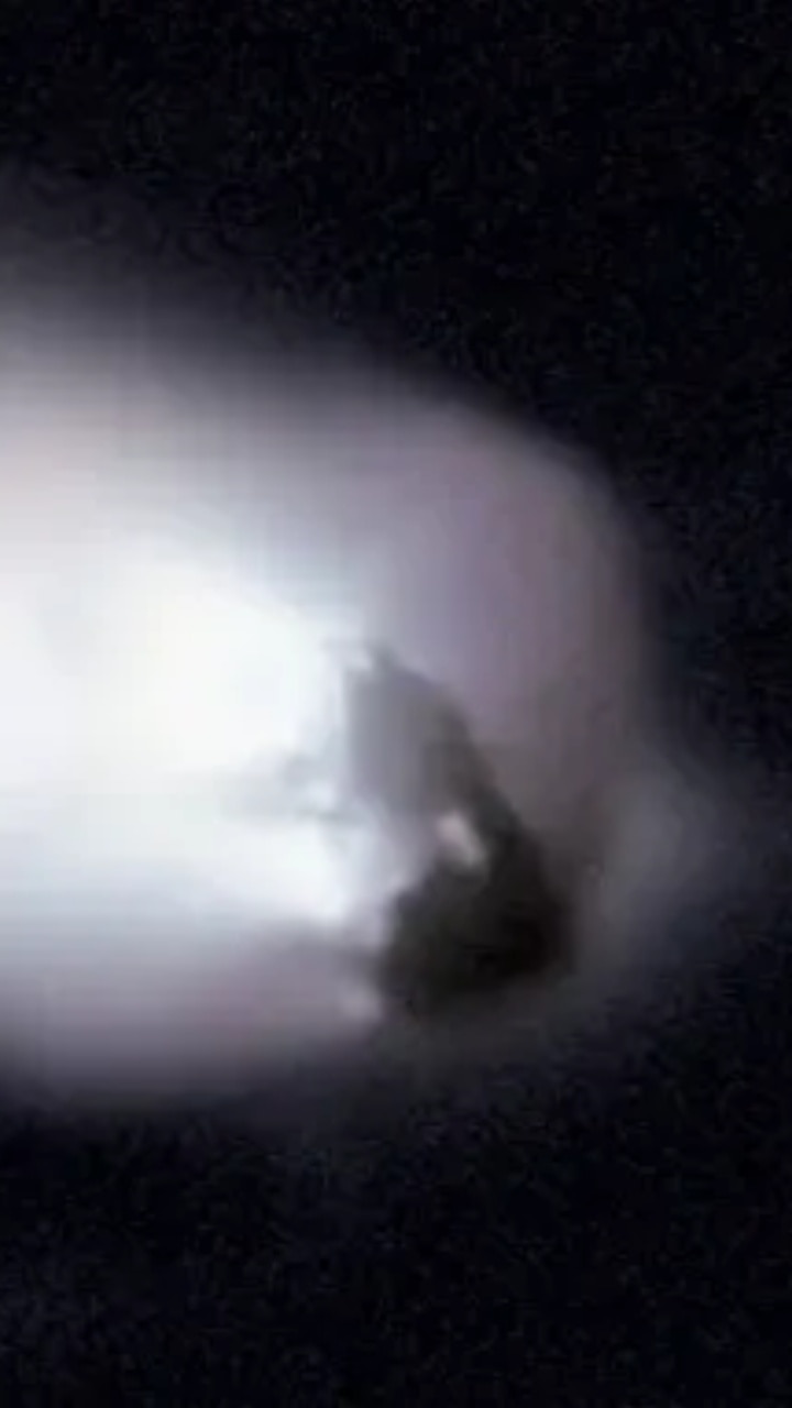 6 amazing images of comets shared by NASA