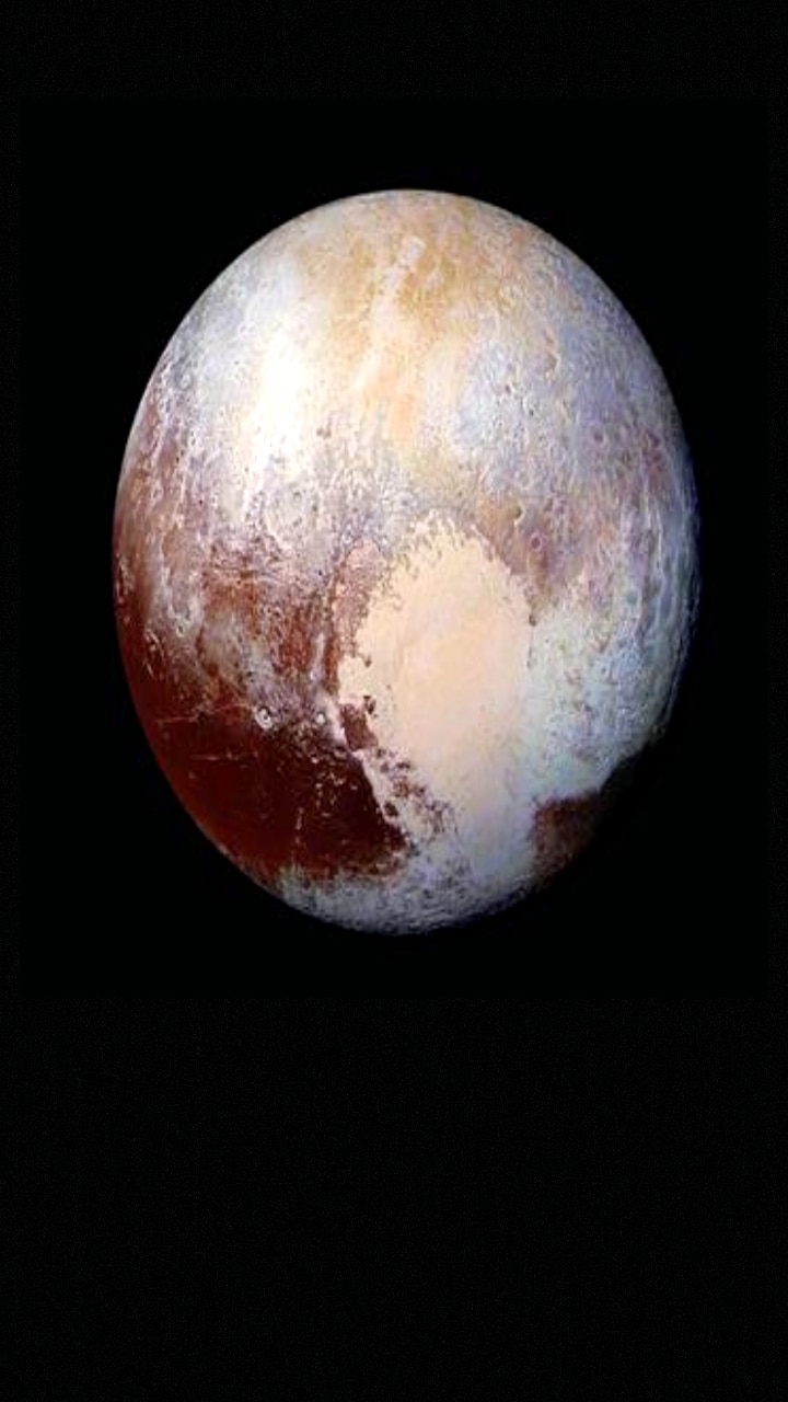 5 Stunning images of the dwarf planet 'Pluto' shared by NASA