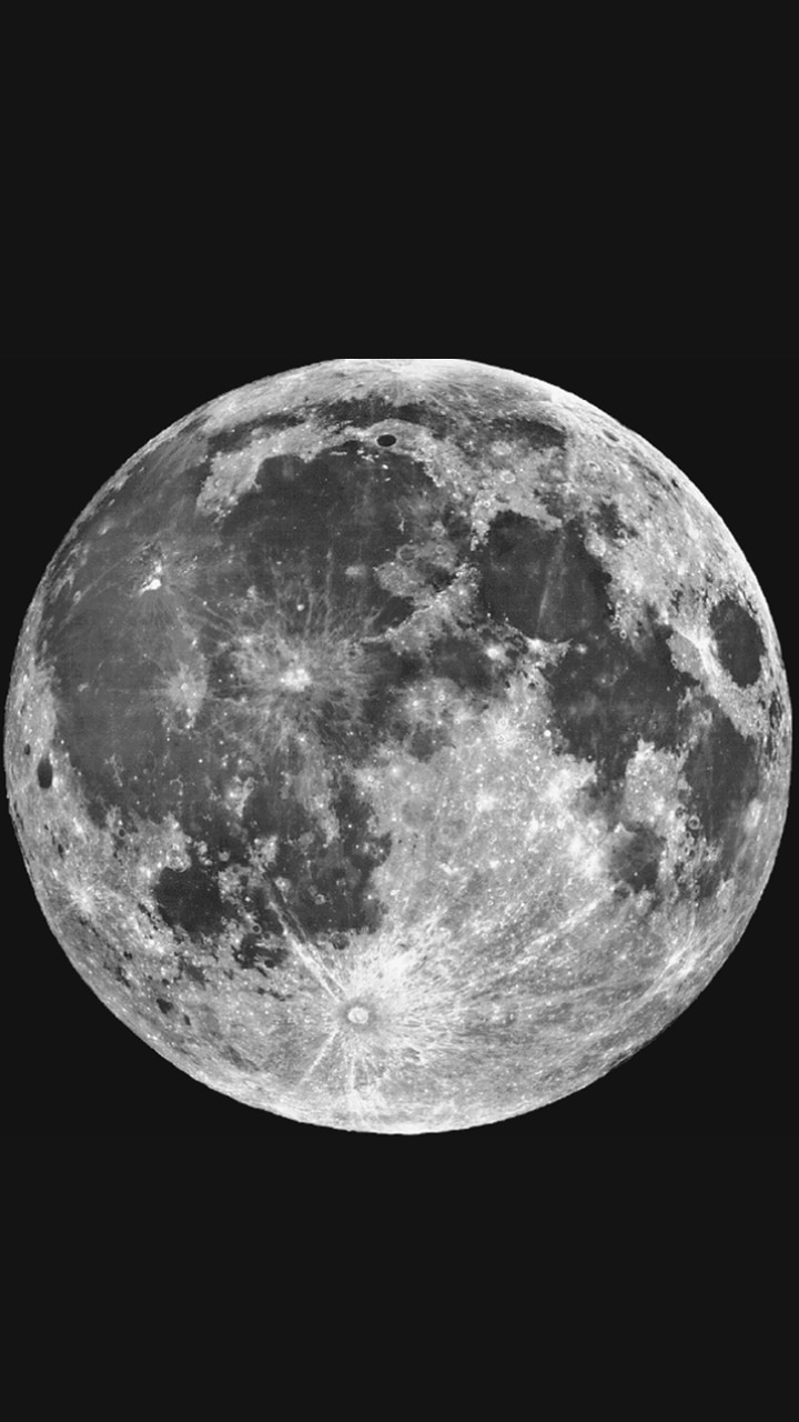 7 stunning photos of moon captured by NASA