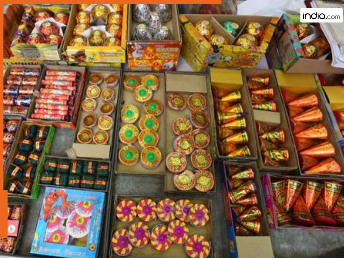 क्या इस दिवाली पर दिल्लीवासी फोड़ पाएंगे पटाखे? सरकार की तरफ से आ गया ...