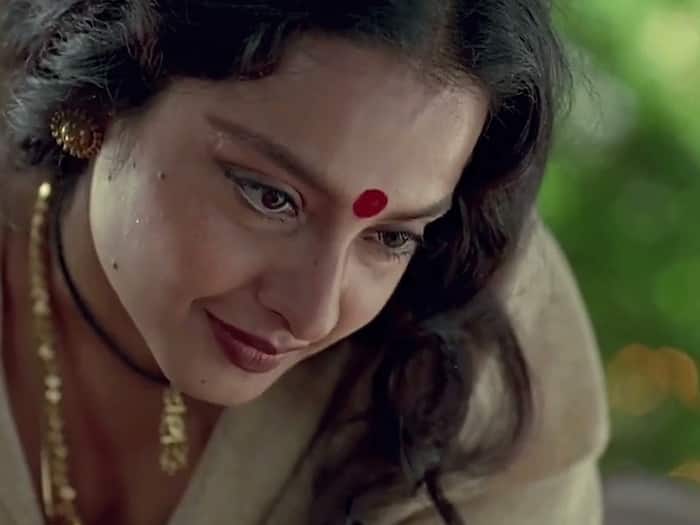 रेखा ने इस फिल्म में सिखाई थीं 'कामसूत्र' की कलाएं, महिलाओं के लिए चले थे अलग शोज़- Rekha taught ...