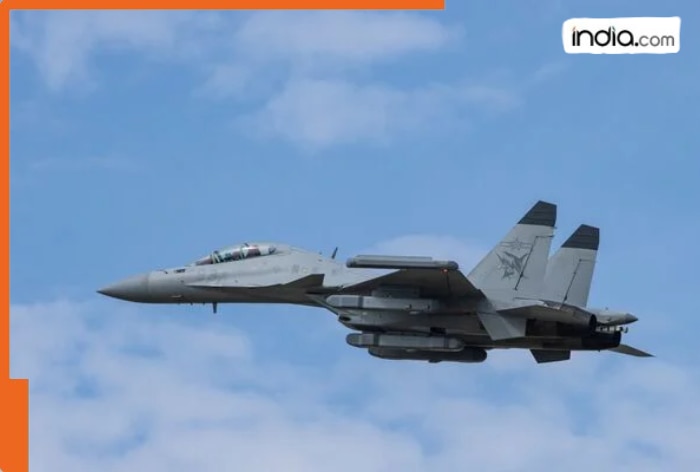 China unveils J-15D EW fighter jet, will the Indian Air Force respond ...