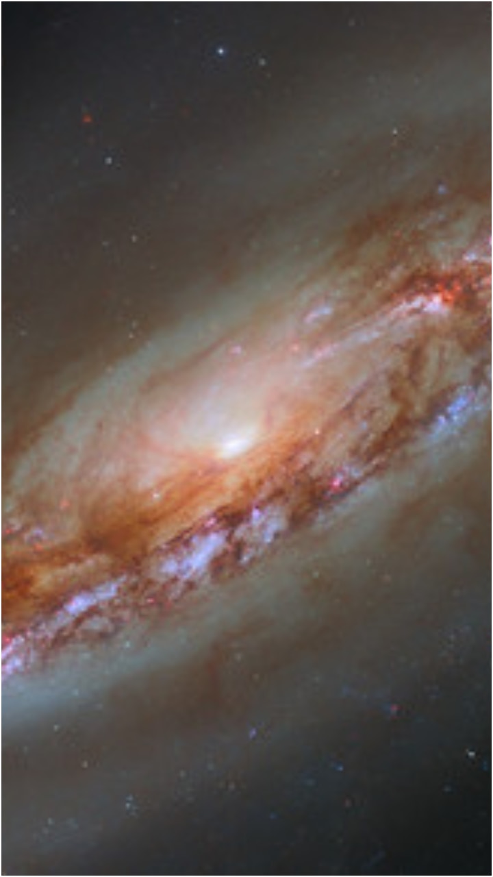 7 mesmerizing images of interacting galaxies shared by NASA