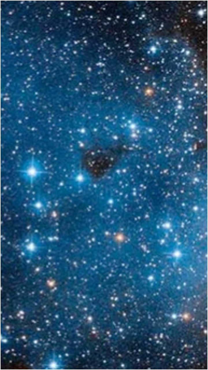 NASA shares stunning images of star clusters