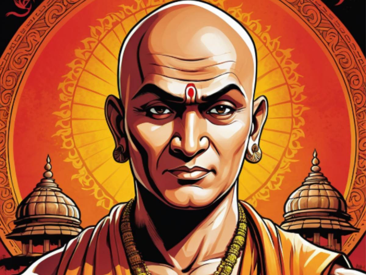 Chanakya Niti: इन चार कामों को करते समय ना करें शर्म, जीवन में आएगी खुशहाली